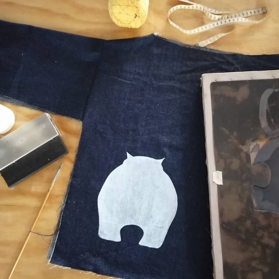 Hello to my wombat on denim – mijentto